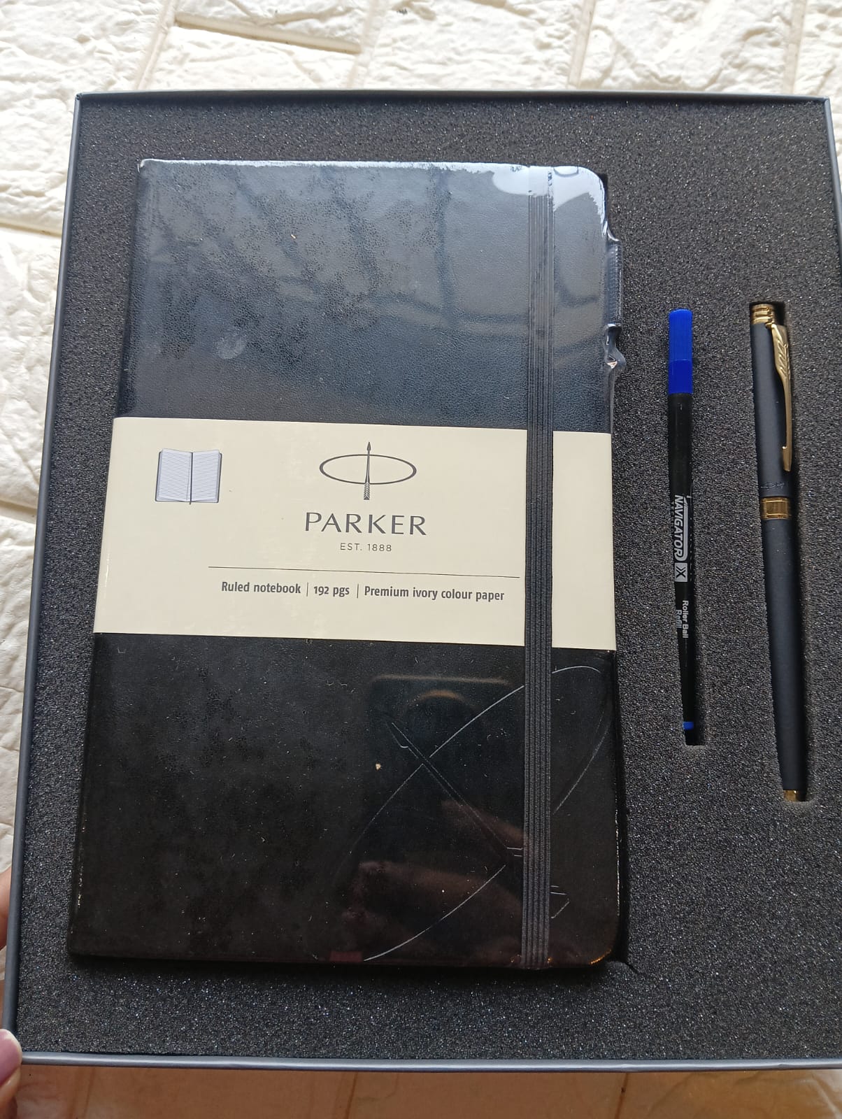 buy-parker-pen-set-with-diary-premium-ball-roller-pen-combo-in