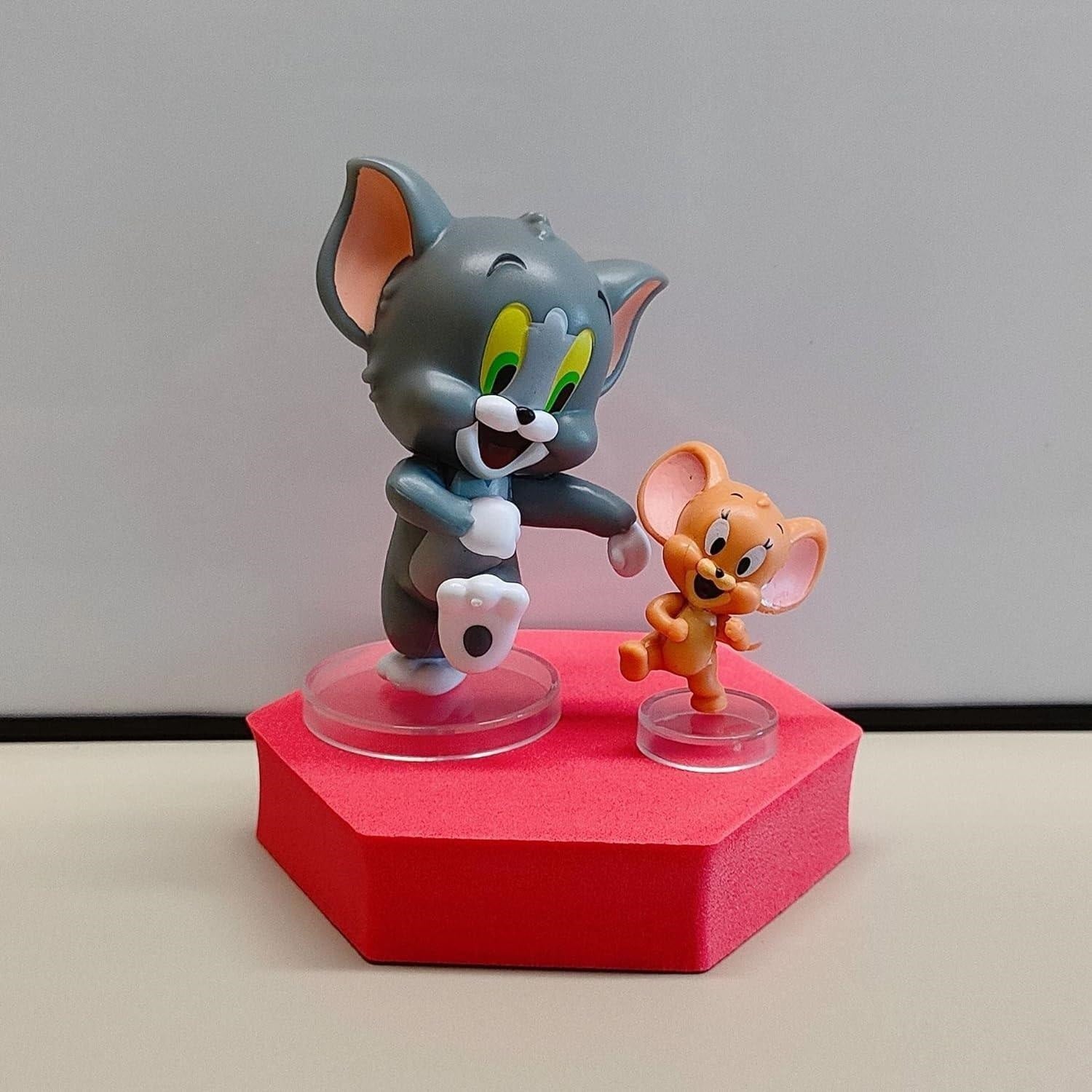 Buy Tom & Jerry- (E) Set Of 2 Figures - Action Figure | Limited Edition ...